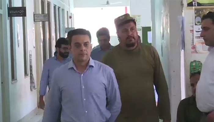 آمدن سے زائد اثاثوں کا ریفرنس؛ احد چیمہ نے بریت کی درخواست دائر کردی ...